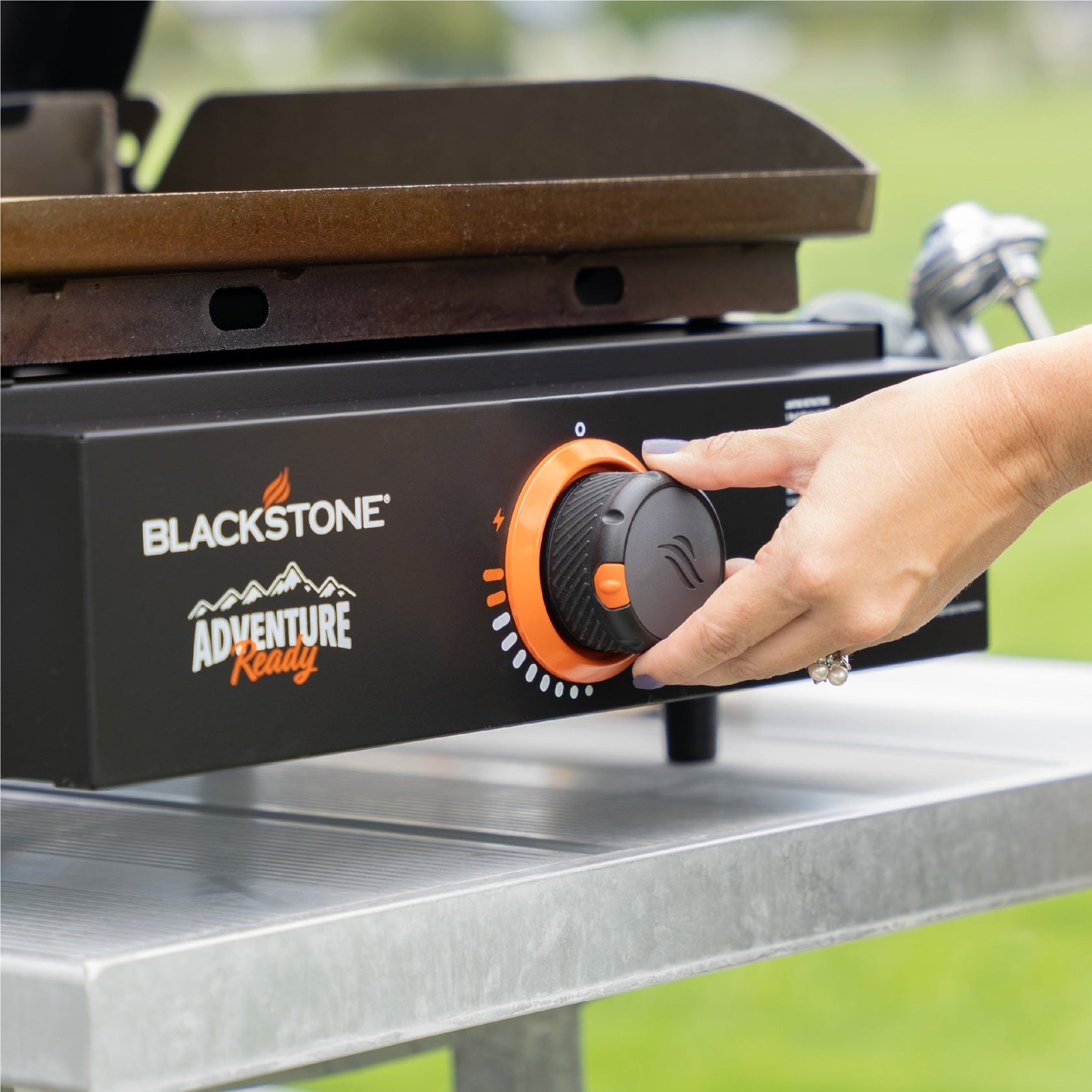 17" Griddle with Hard Cover – Blackstone Products
