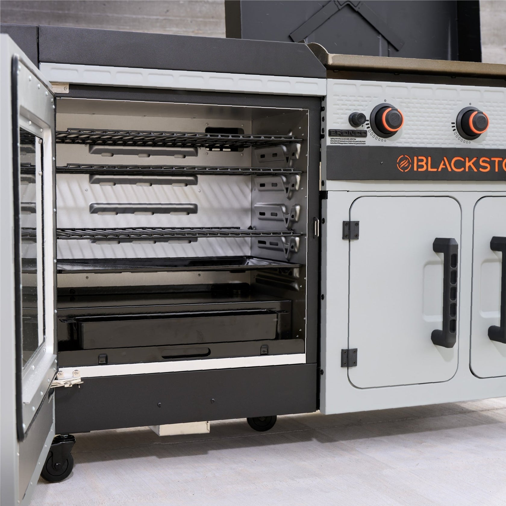 28" XL Griddle Vertical Pellet Smoker Combo – Blackstone Products