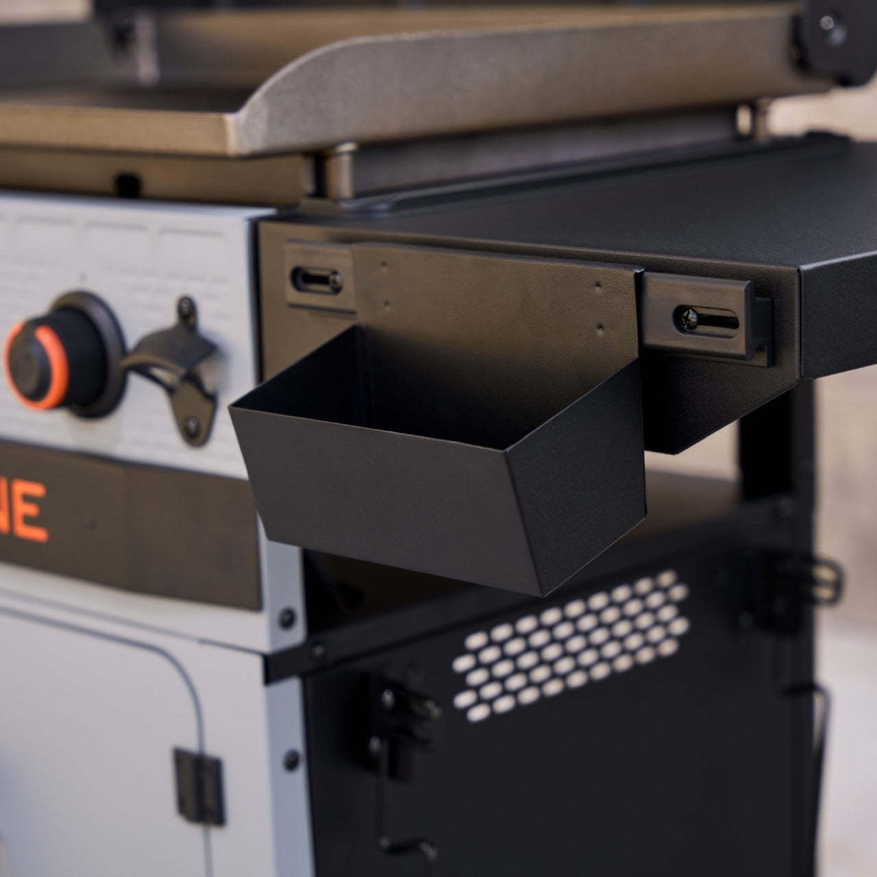 28" XL Griddle with Cabinet – Blackstone Products