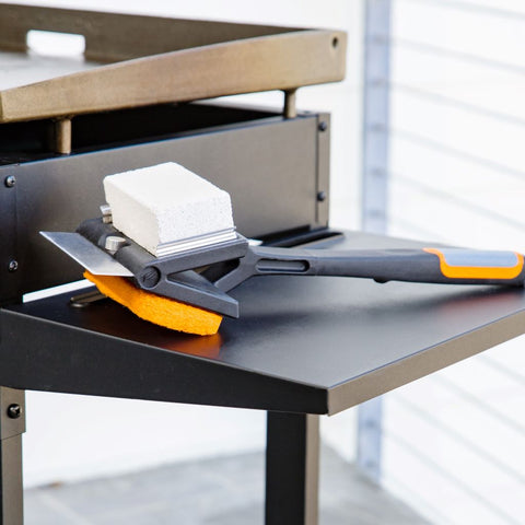 3-in 1 Griddle Cleaning Tool – Blackstone Products